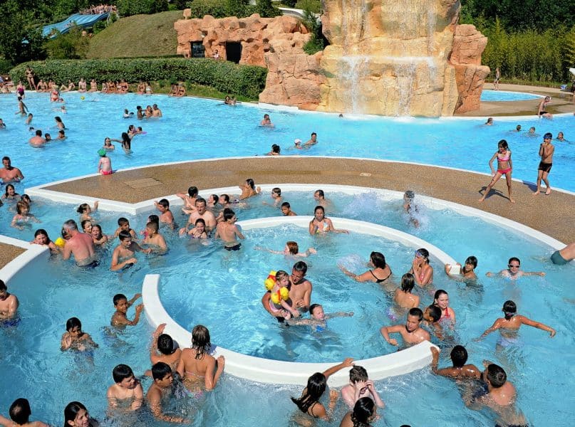Découvrez les Cascades de Trévoux : Un Parc Aquatique Unique Près de ...