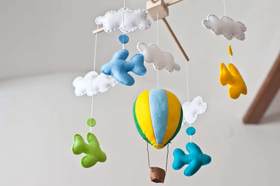 Pourquoi un mobile pour bébé ? - Jolie Family